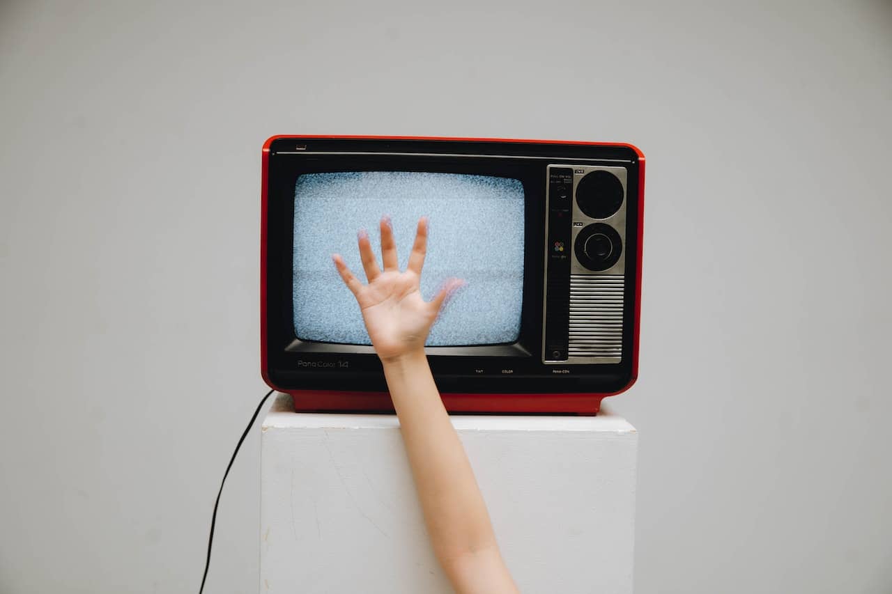 Queda de energia queimou minha TV Queda de energia queimou minha TV